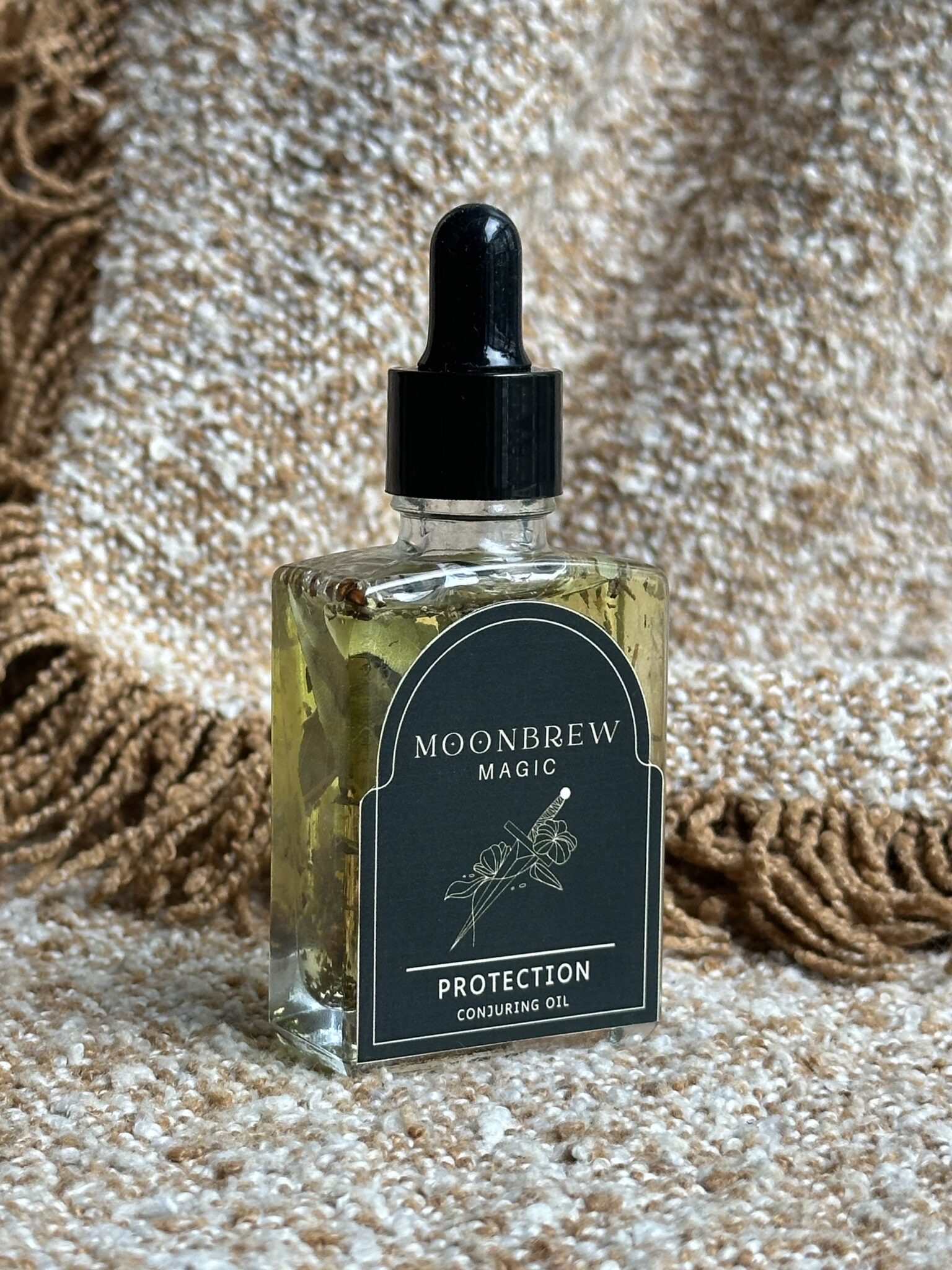 Protection Oil - Witchcraft - MoonBrew Magic