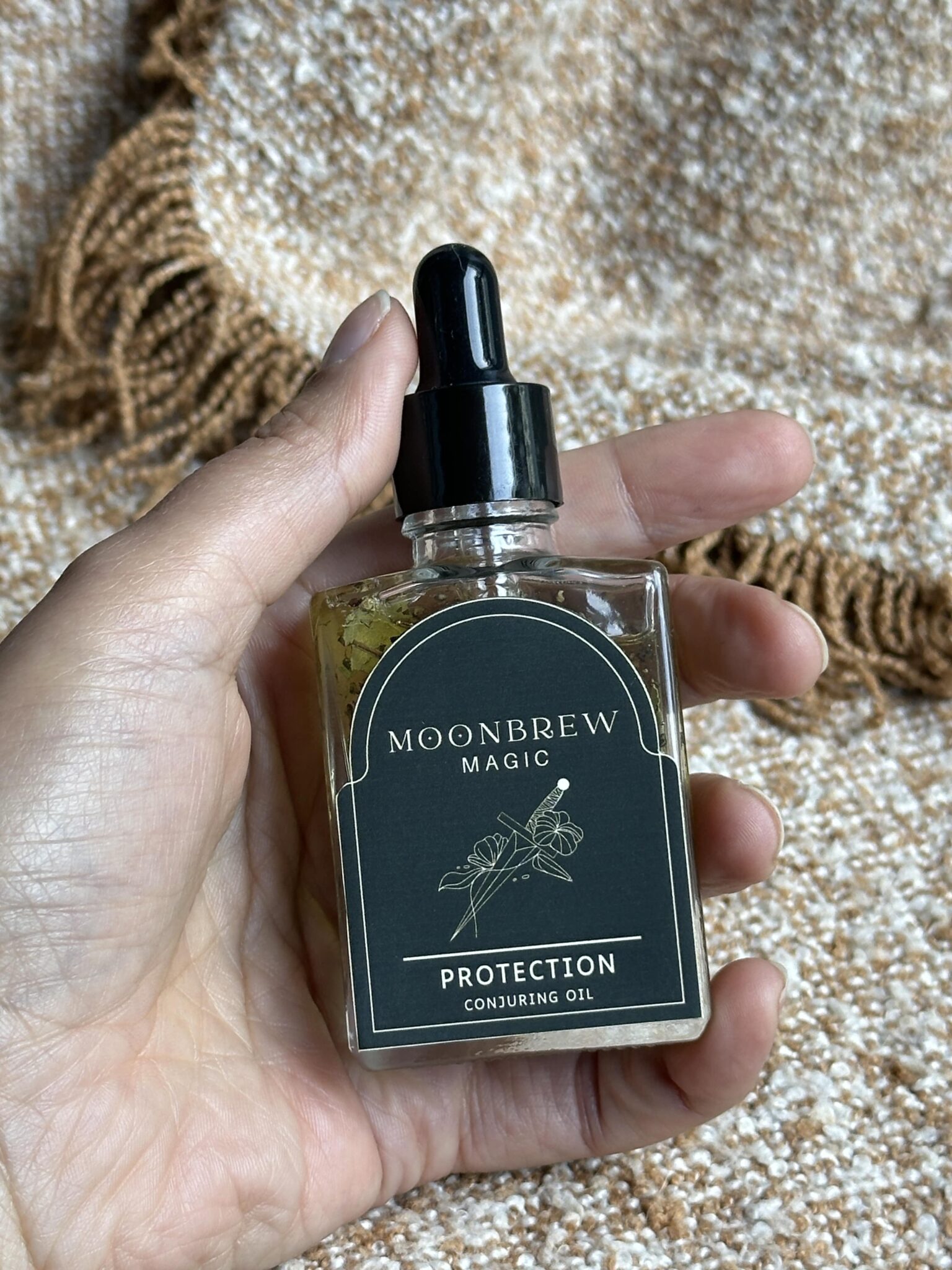Protection Oil - Witchcraft - MoonBrew Magic